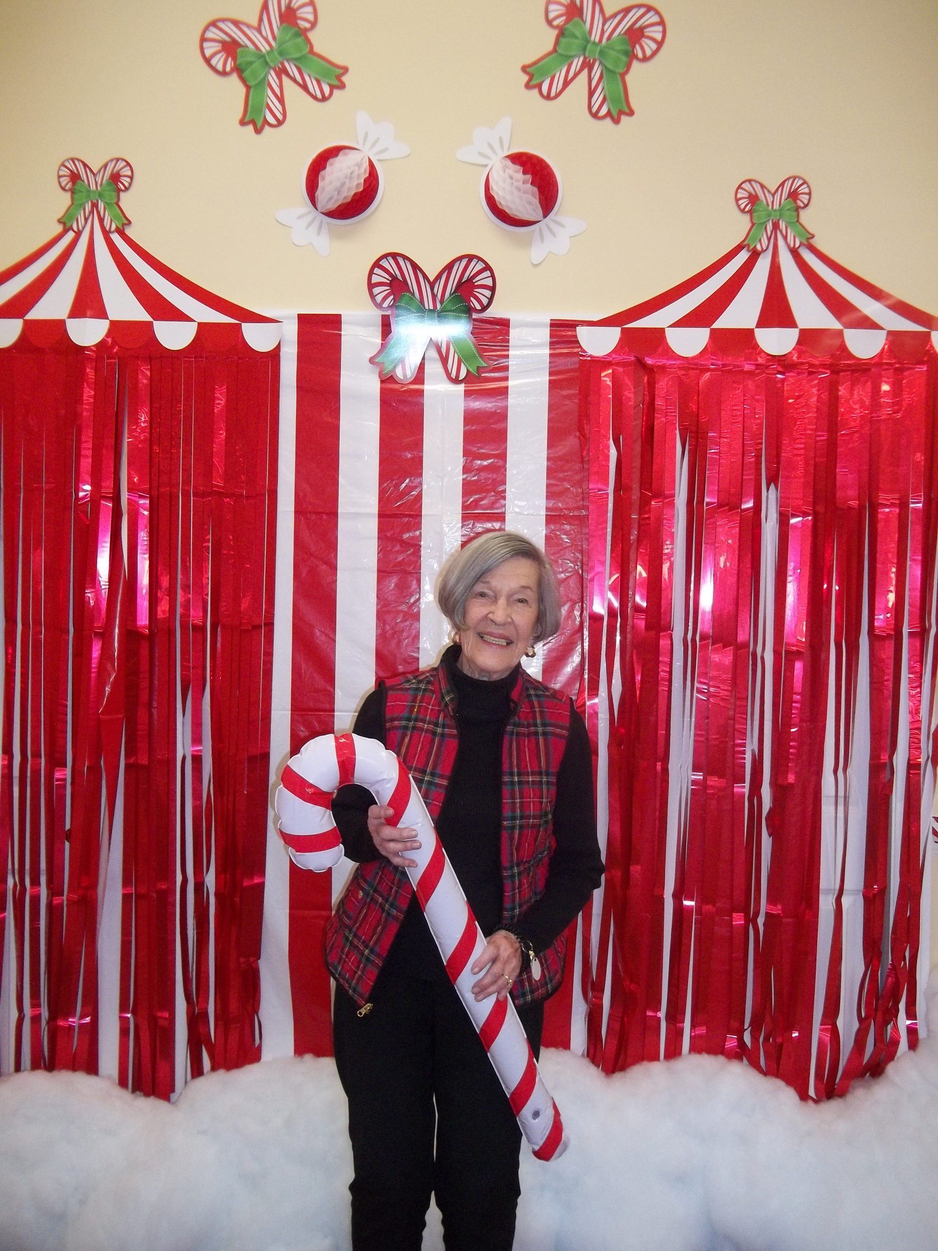 Candy Cane Lane – The Fountains